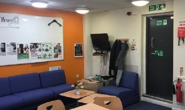 .:Bennet Phillips Luton:.